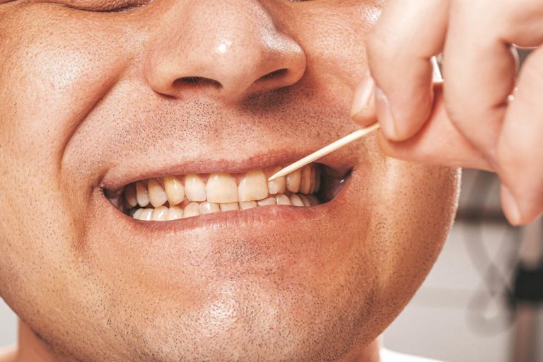3 Ways Toothpicks Can Be Dangerous for Your Teeth - Dental Distinction Blog